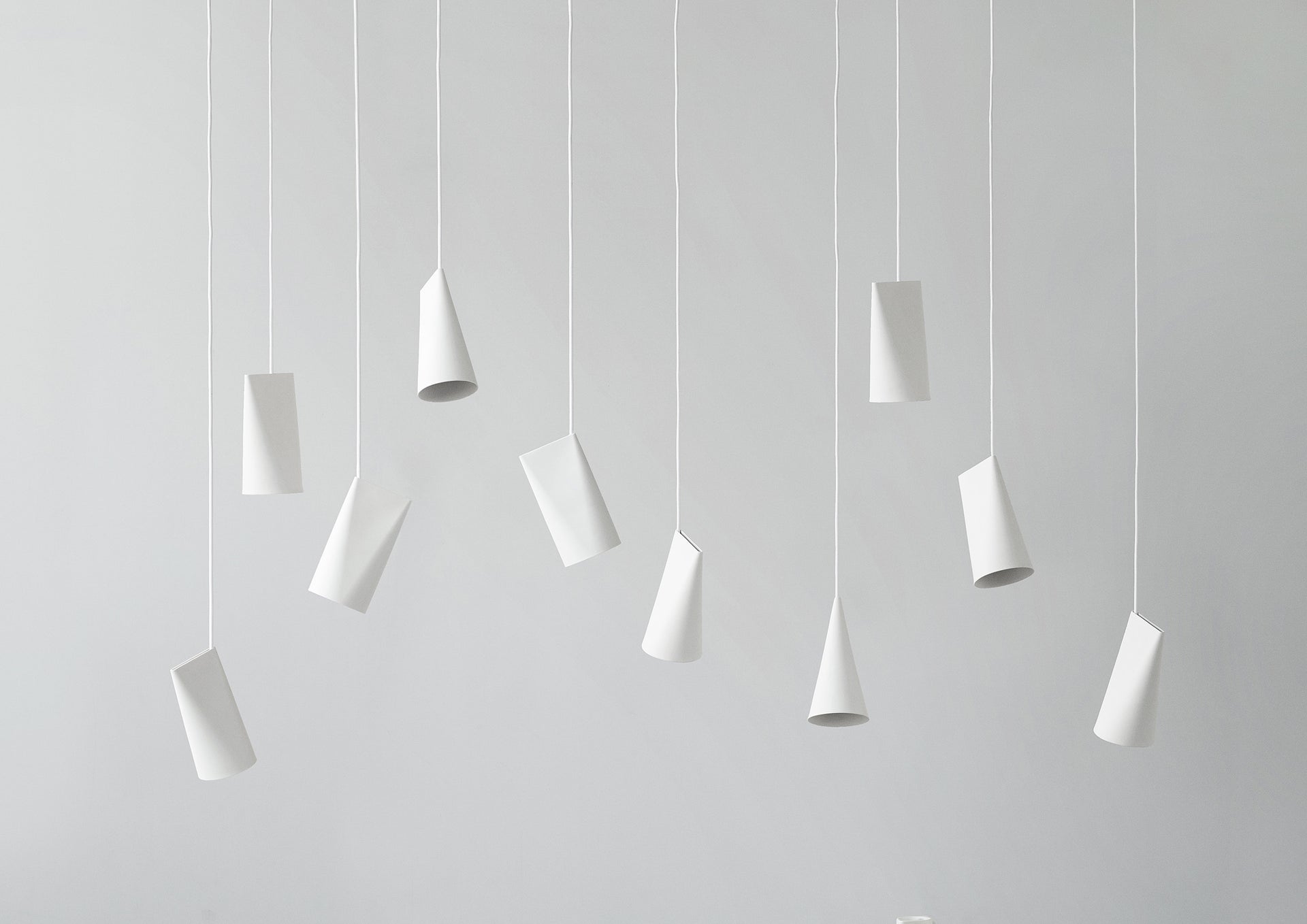 Ceramic Pendant (Narrow) | Designed by MOEBE – moebe.dk